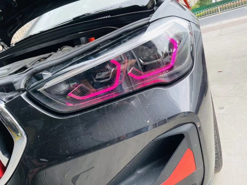 BMW X1 F48 DRL - RGB headlights - RGB daytime running lights - MaCote.fr